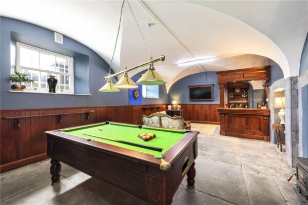 Gowran Castle, Gowran, Co. Kilkenny - FormerGlory.ie