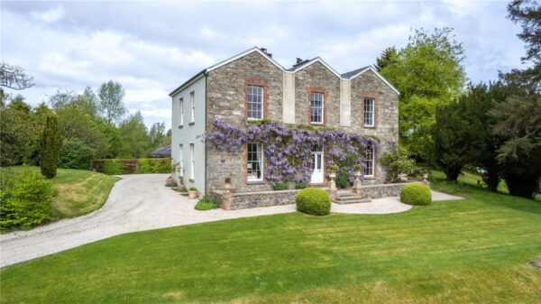 Ballyarr House, Ramelton, Co. Donegal - FormerGlory.ie