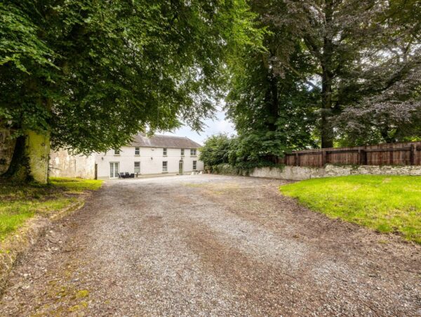 Thornton Lodge, Ballysax, The Curragh, Co. Kildare - FormerGlory.ie